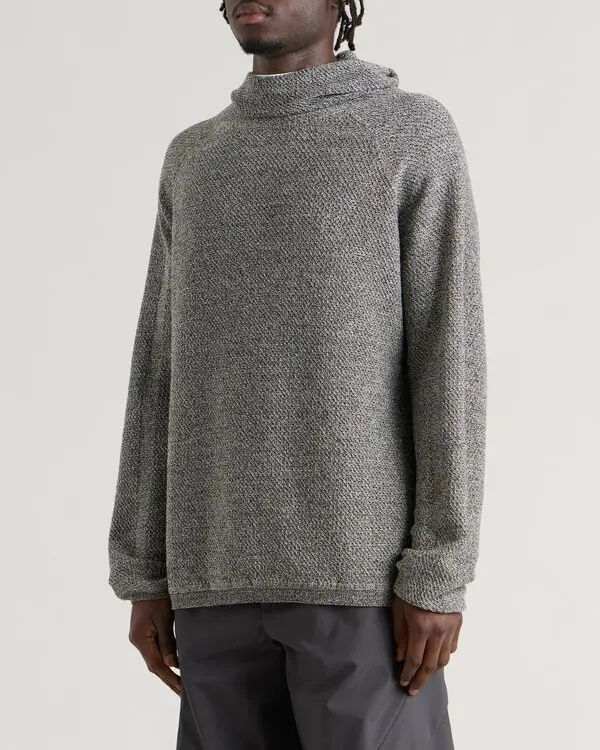 GOLDWIN 0 Perforated Wholegarment Knit Top