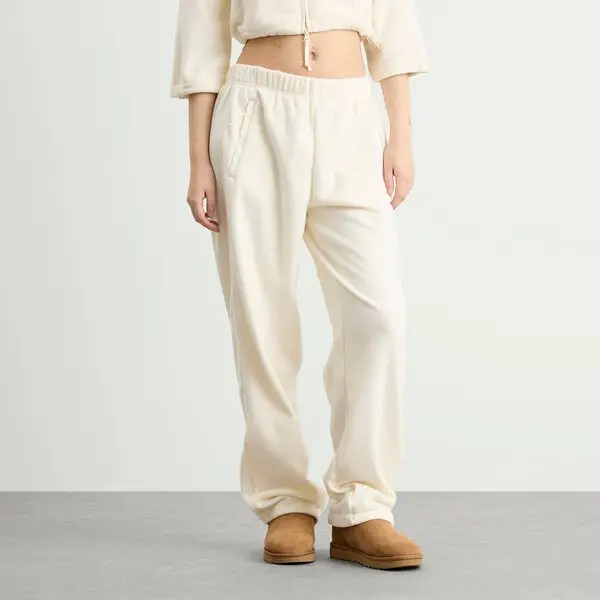 SKIMS Fleece Lounge Cargo Pants - Ecru