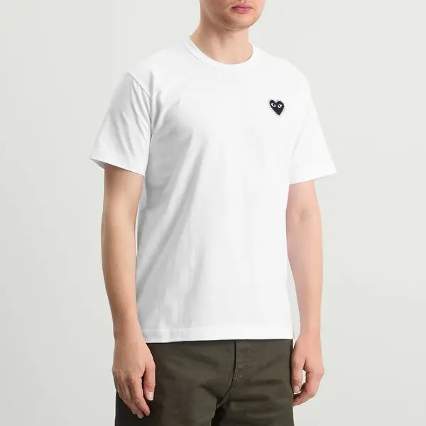 Play Comme Des Garcon Studded Heart T-shirt