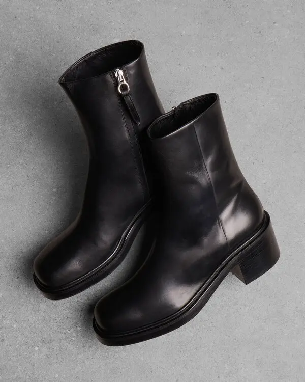 AeydĒ Teddy Block Heel Boots