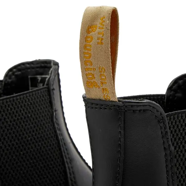Dr. Martens Vegan 2976 Chelsea Boot