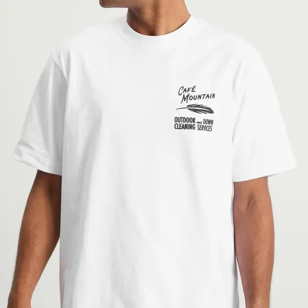 CAFÉ MOUNTAIN Down Cleaning Duck T-shirt