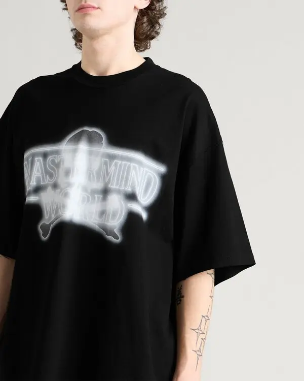 MASTERMIND WORLD Neon Logo T-shirt