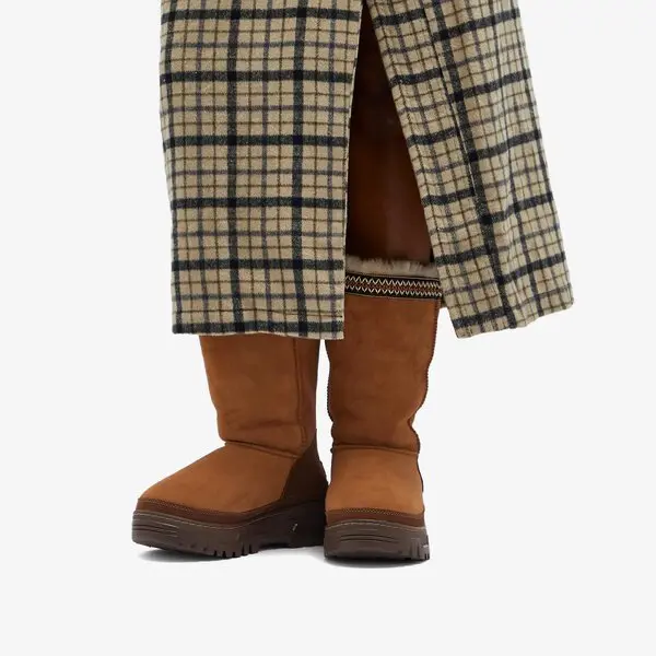 UGG Classic Tall Trailgazer Shoes