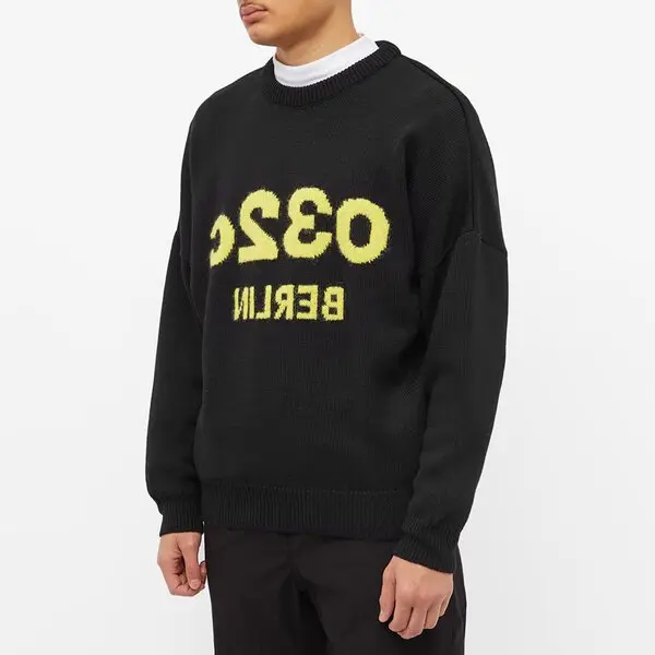 032C Fuzzy 'selfie' Crew Knit Sweatshirt