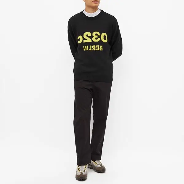 032C Fuzzy 'selfie' Crew Knit Sweatshirt