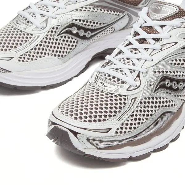 Saucony Progrid Omni 9 Sneakers - White/brown