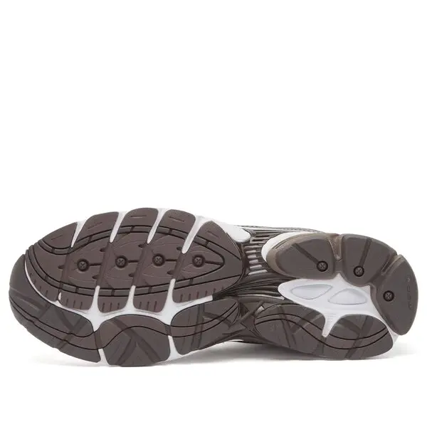 Saucony Progrid Omni 9 Sneakers - White/brown