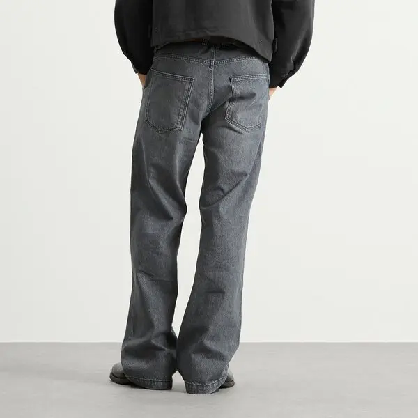 MFPEN Straight Cut Jeans