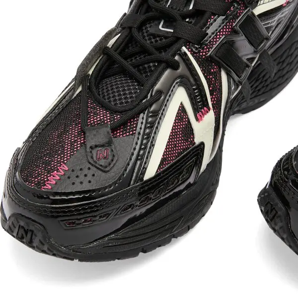 NEW BALANCE 1906a Sneakers