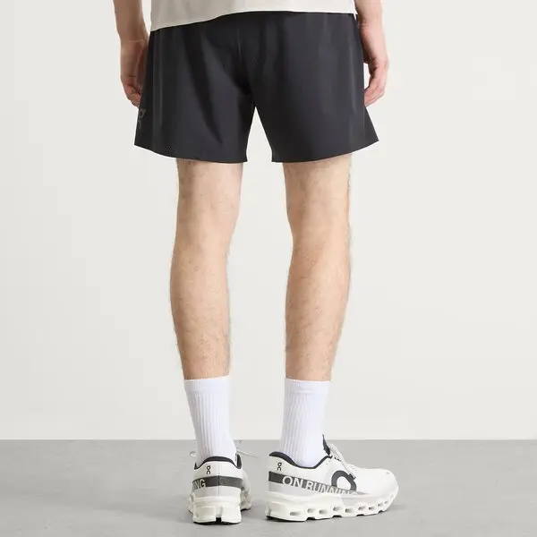 On 5" Performance Shorts