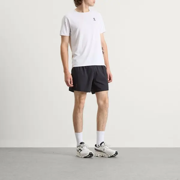 On 5" Performance Shorts