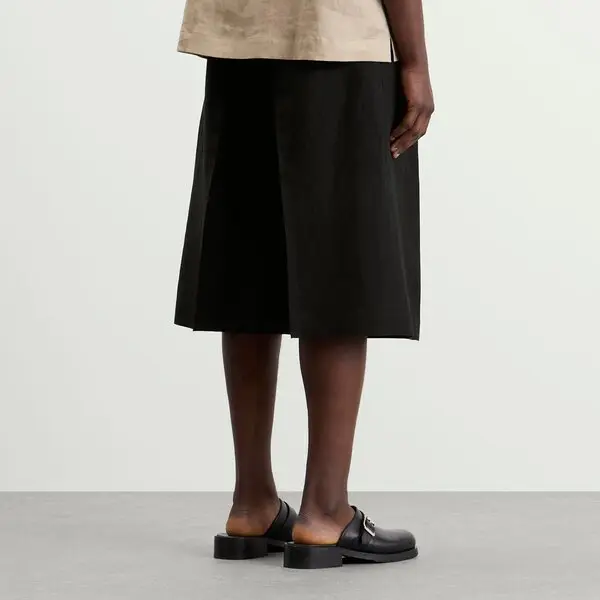 Studio Nicholson Fowld Pleated Shorts