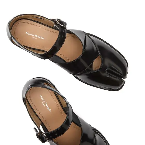 MAISON MARGIELA Tabi Leather Sandals