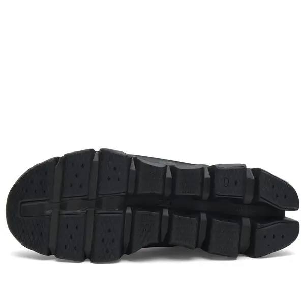 On Cloudswift Amp Sneakers