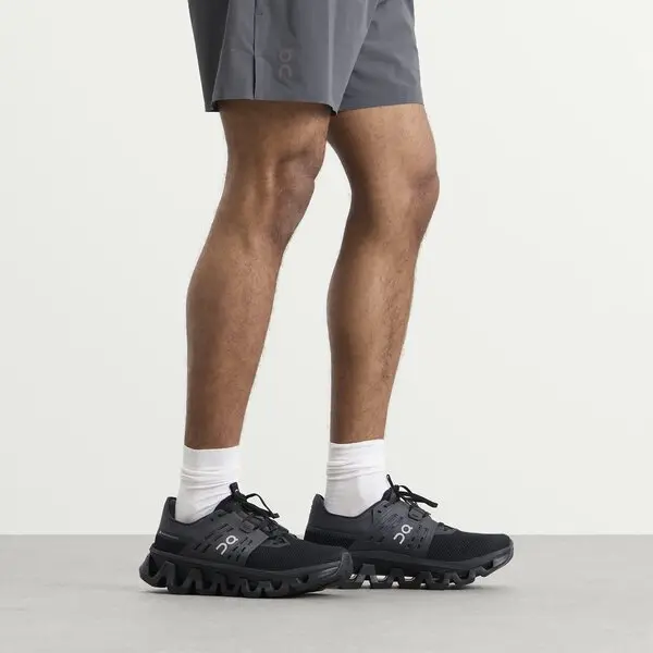 On Cloudswift Amp Sneakers