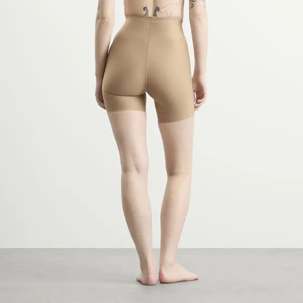 SKIMS Body Core Sculpt Mid Rise Shorts