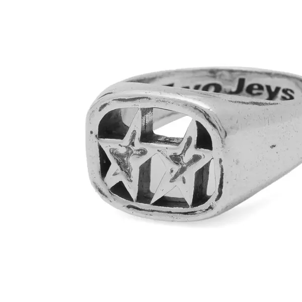 TWOJEYS Framed Ring