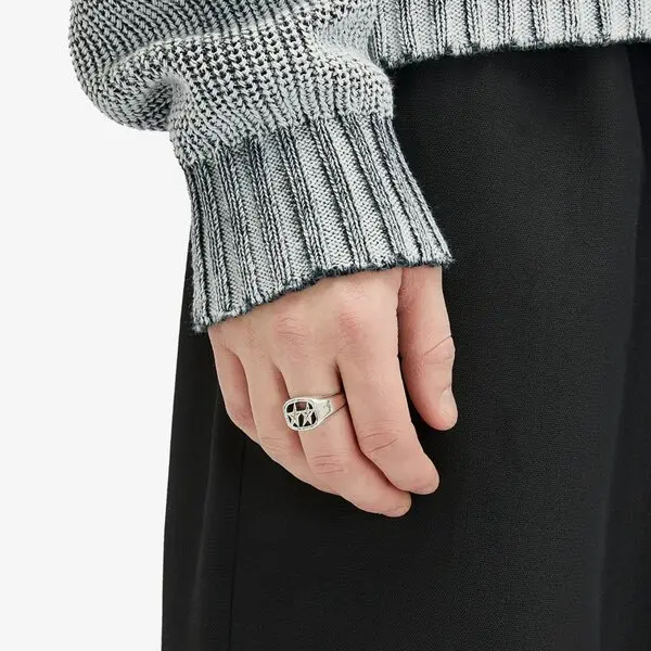 TWOJEYS Framed Ring