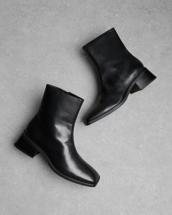 VAGABOND SHOEMAKERS Blanca Leather Ankle Boot