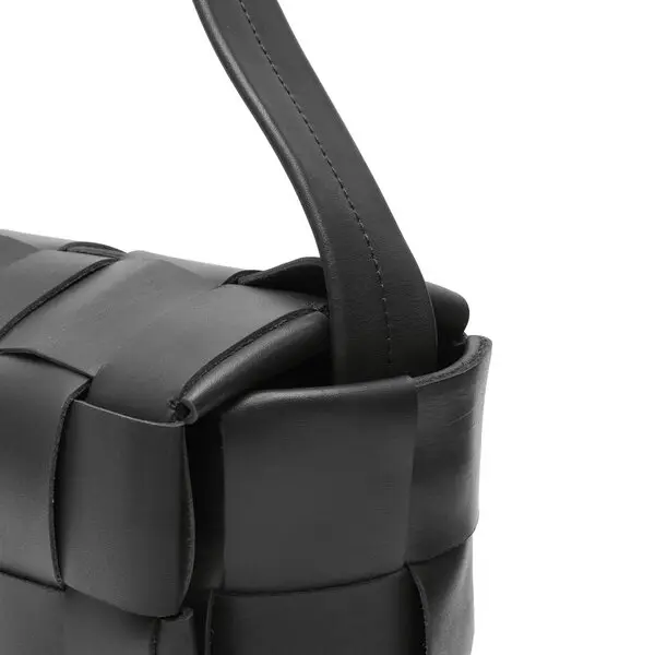 ST. AGNI Woven Envelope Slim Tote - Black
