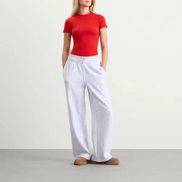 SKIMS Fits Everybody Shorts Sleeve T-shirt
