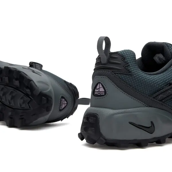 Nike Phassad Sneakers