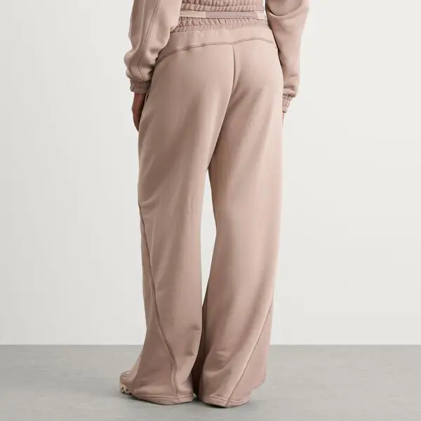 On X Fka Twigs Club Loose Pants