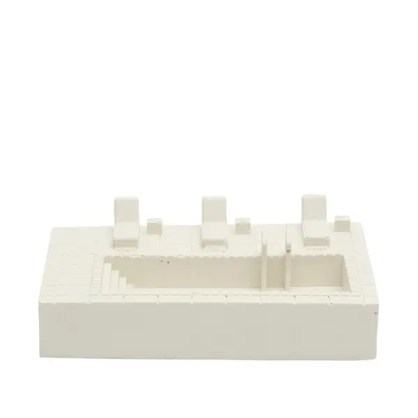 VENTED LONDON The Poolside Concrete Object