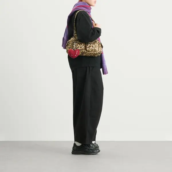 SAMO ONDOH Pocket Utility Shoulder Bag Medium