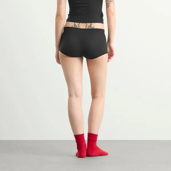 SKIMS Fits Everybody Boyshort