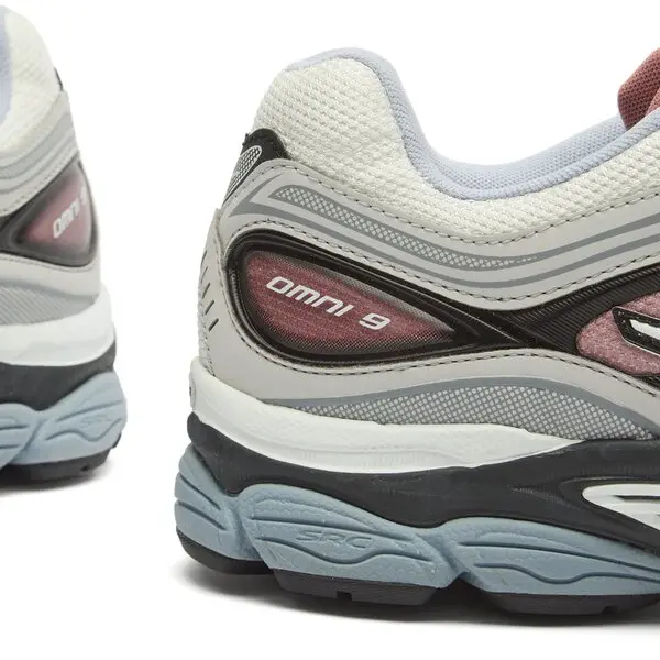Saucony Progrid Omni 9 Sneakers - Red Fade