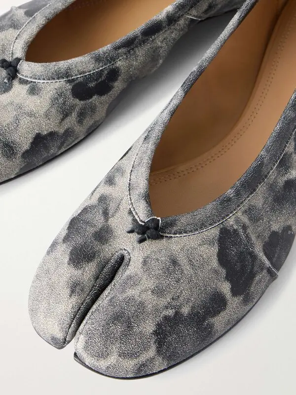 MAISON MARGIELA Tabi Split-toe Floral-print Distressed-leather Ballet Flats