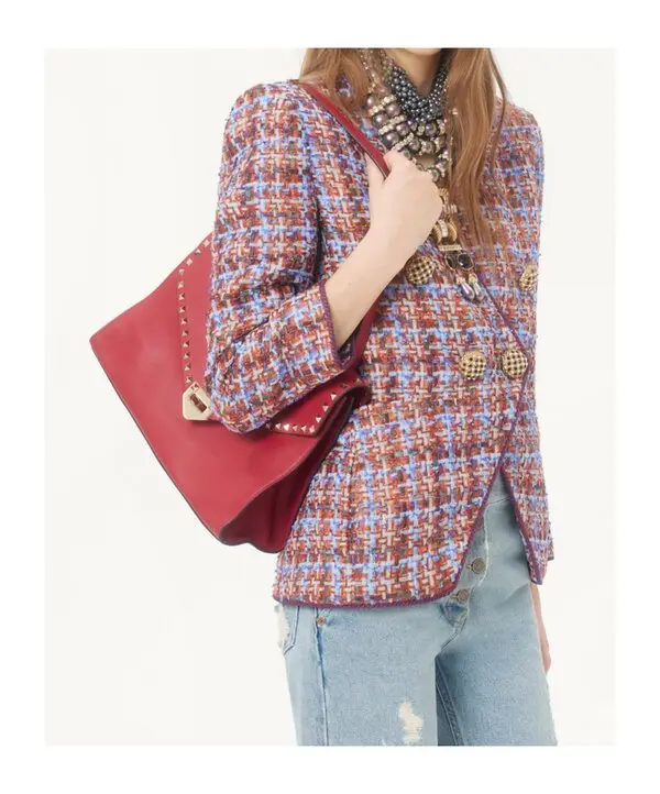 Valentino Garavani Rockstud Maxxing Medium Shoulder Bag - Red
