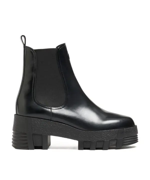 Valentino Garavani Round-toe Short Boots