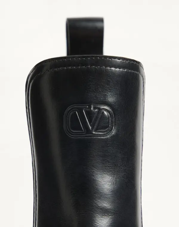 Valentino Garavani Round-toe Short Boots