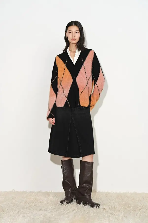Fabrique Bruce Space Dyed Gradient Argyle Cardigan In Alpaca Blend - Orange