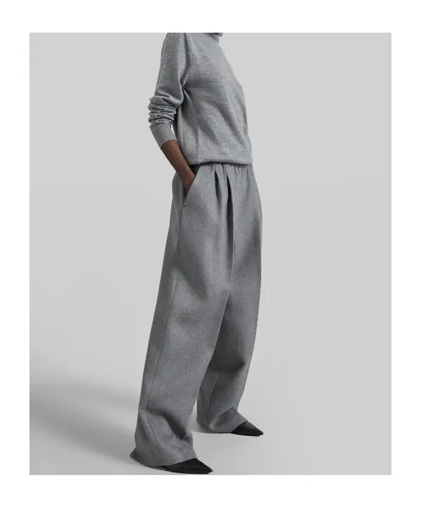 THE FRANKIE SHOP Eve Lightweight Turtleneck Sweater