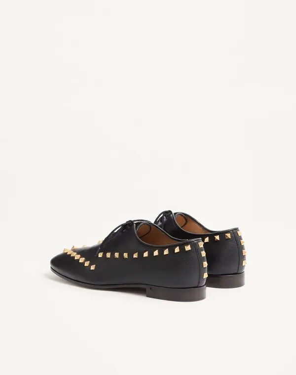 Valentino Garavani Derby Rockstud In Kidskin - Black