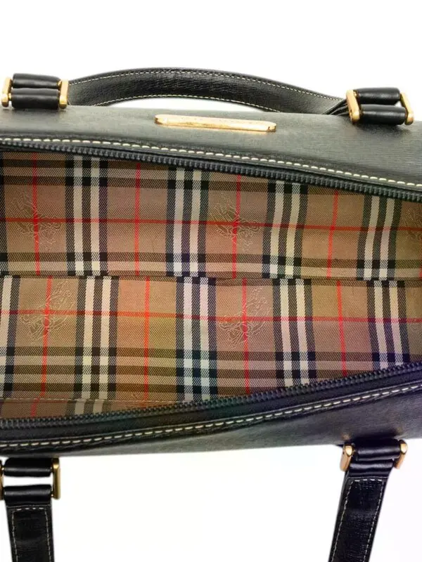 Burberry 2000-2017 Leather Handbag