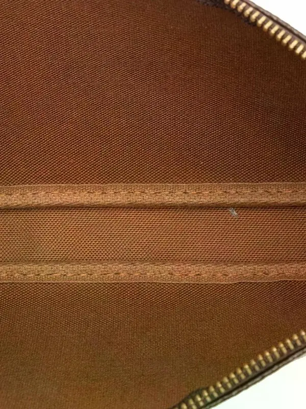LOUIS VUITTON 2002 Monogram Pochette Accessoires Shoulder Bag
