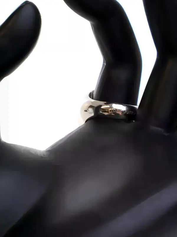 LOUIS VUITTON 2017 Brass Monogram Lock Signet Ring Costume Ring