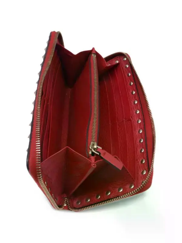 Valentino Garavani Rockstud Zip-around Wallet