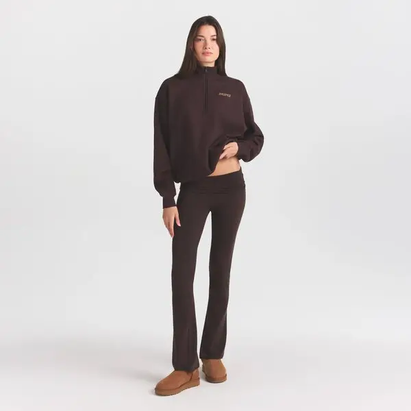 SKIMS Logo Mock Neck Quarter Zip | Deep Neutral | | Cotton Fleece