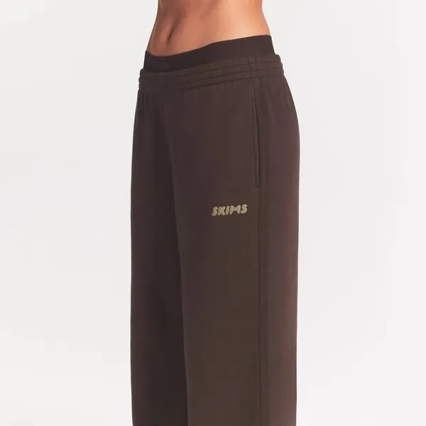 SKIMS Logo Double Waistband Pants | Deep Neutral | | Cotton Fleece