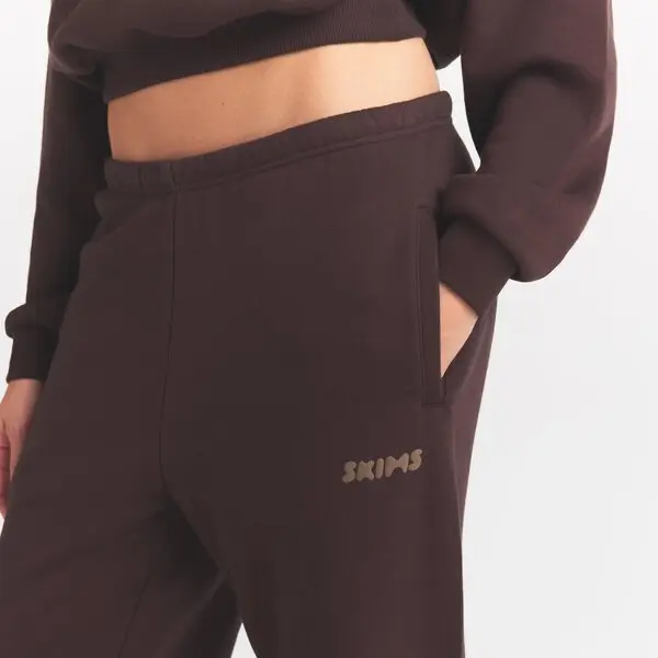 SKIMS Logo Jogger Pants | Deep Neutral | | Cotton Fleece