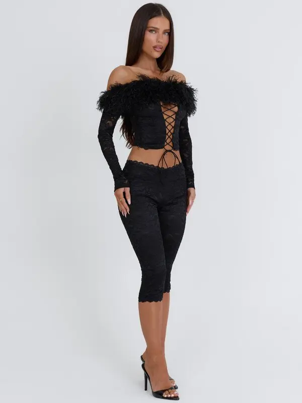 OUTCAST Rhachel Capri Pant