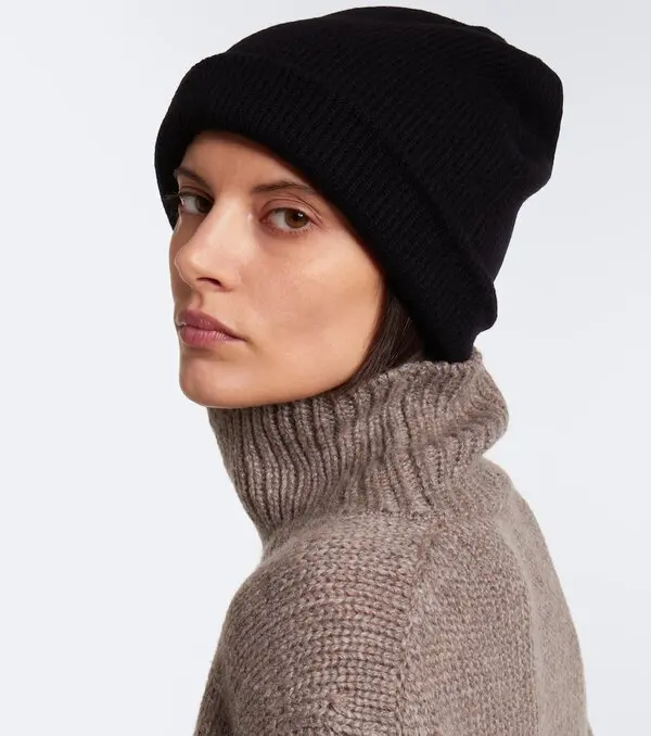 THE ROW Qais Wool Beanie - Black