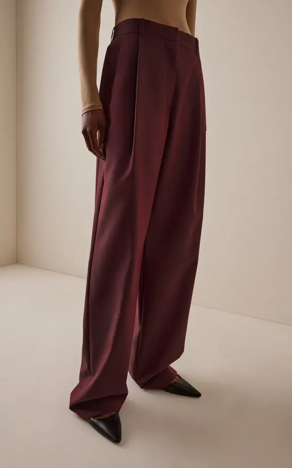 THE ROW Lowe Pleated Wool Pants - Red