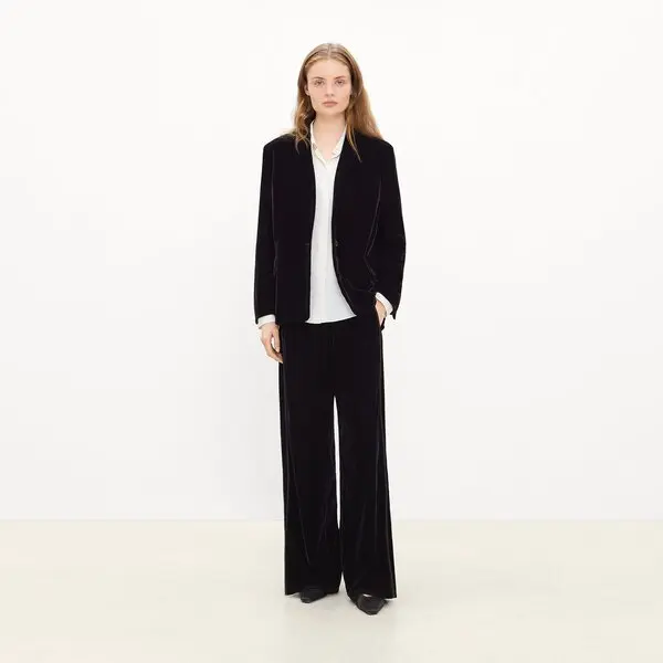 Theory Side Vent Pull-on Pant In Stretch Velvet